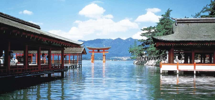 Hiroshima: Miyajima Island Spiritual & Scenic Walking Tour - Practical Tips for Travelers