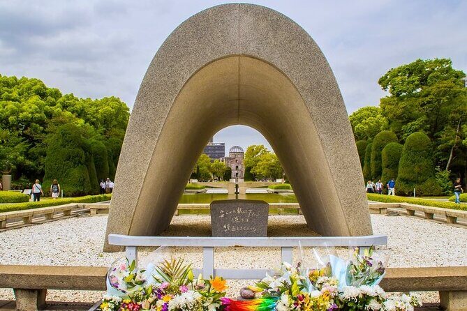 Hiroshima Peace Memorial Park & Hiroshima Castle: A Scenic Walk - Deep Dive into the Itinerary