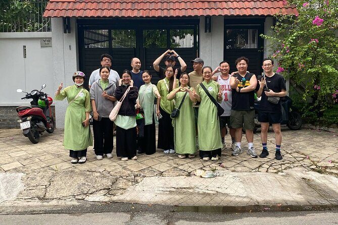 Ho Chi Minh City: Motorbike Street Food Tour with 12 Tastings - Stop 3: Iconic Dishes — Bánh Mì & Spring Rolls