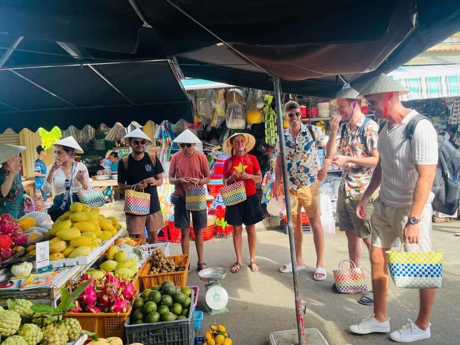 Hoi An: Basket Boat Ride, Lantern-Making & Cooking Class - Who Should Consider This Tour?