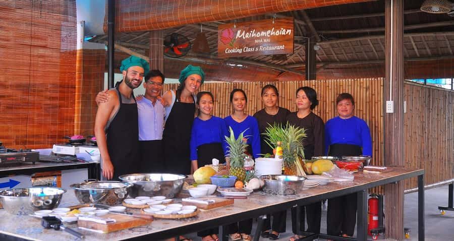 Hoi An Cooking Class With Market and Bamboo Basket Boat Tour - What Travelers Say