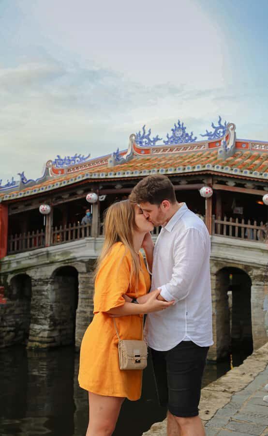 Hoi An/Da Nang: Private Photoshoot & Guided Walk Experience - Authentic Experiences and Why They Matter