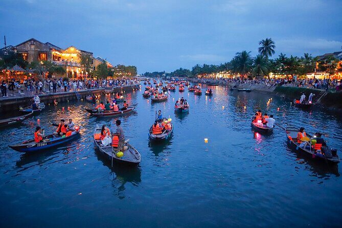 Hoi An Night Boat Trip & Floating Lantern Experience - Setting the Scene: What to Expect from the Tour