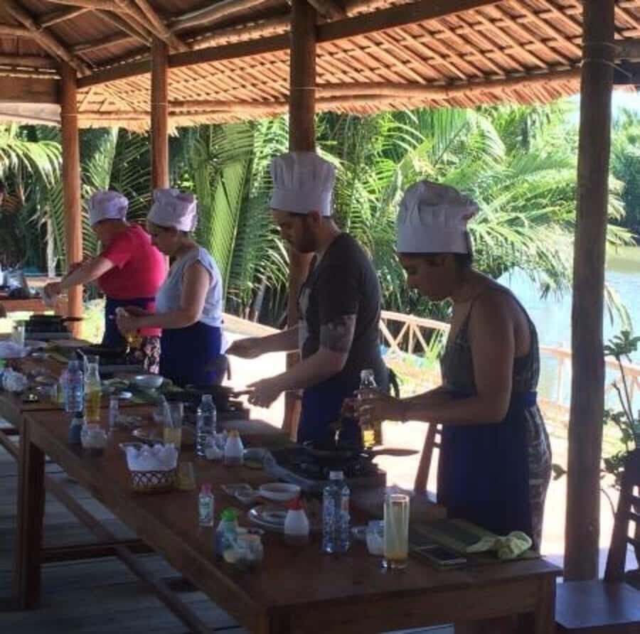 Hoi An Traditional Cooking Class with hotel Transfer - The Itinerary: What to Expect