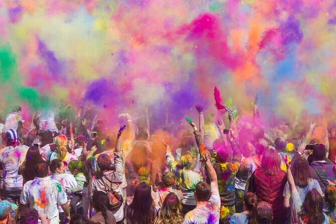 Holi - Festival of Colors - What to Expect on the Day