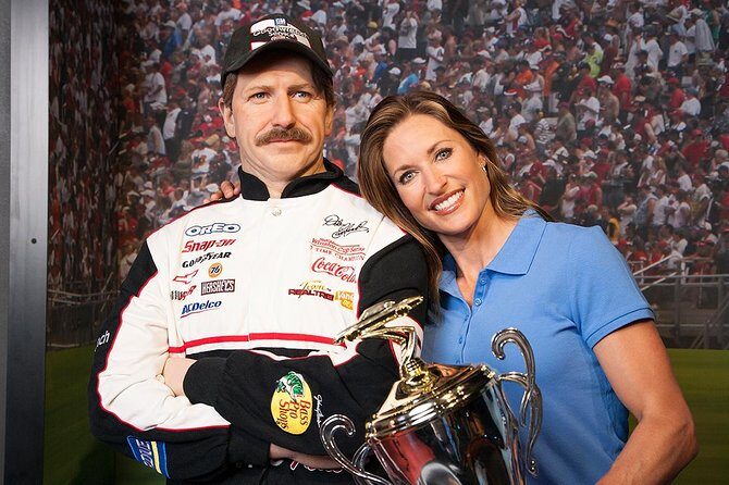 Hollywood Wax Museum Admission Ticket in Pigeon Forge - The Itinerary in Detail