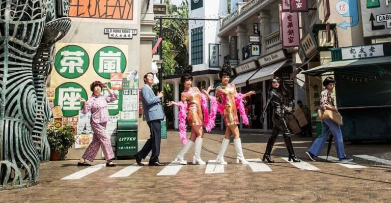 Hong Kong: Ocean Park Entry Ticket + Local Style Set Meal - Authentic and Enjoyable Experiences