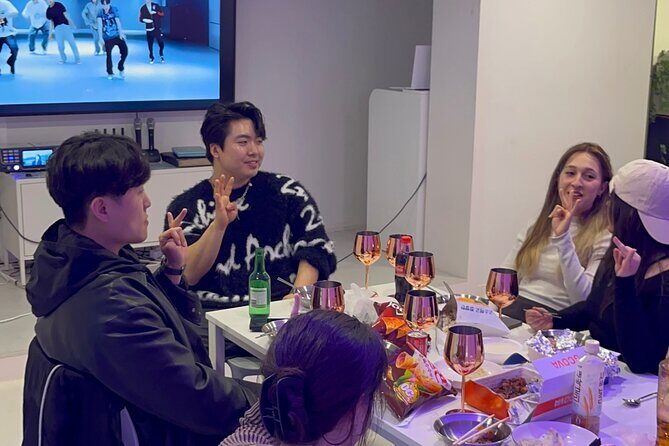 Hongdae Night Culture/Food/Drinking game Tour with K-space - What to Expect at Each Stage of the Tour