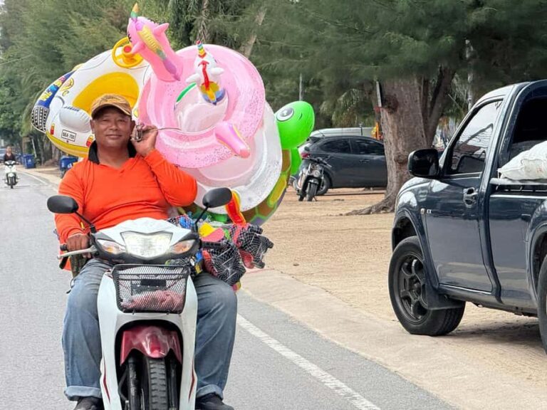 Hua Hin: Cha-Am Beach Tuk-Tuk Tour & Buddhist Ceremony - Final Thoughts