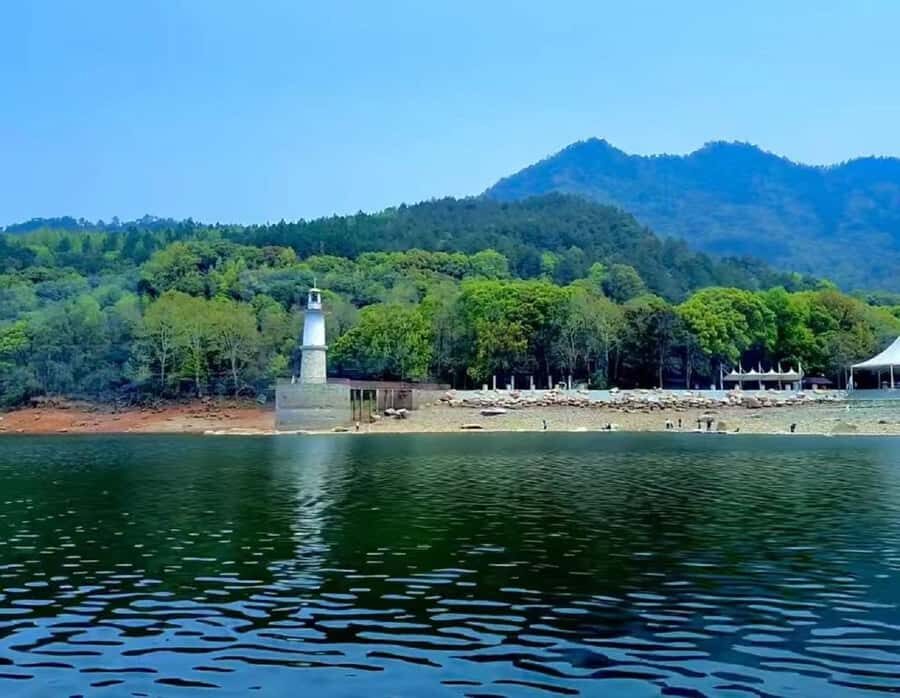 Huangshan: Qiandao Lake Boat Tour with Hotel Pickup - How Do Reviews Reflect the Experience?