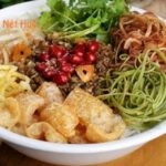 Hue Street Food Walking Tour with Local Dishes - The Flow and Atmosphere of the Tour