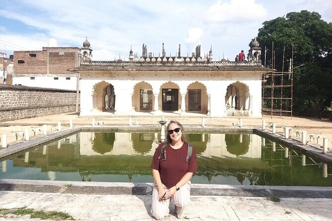Hyderabad Heritage Tour: Museums, British Residency &Paigah Tombs - Why This Tour Works Well