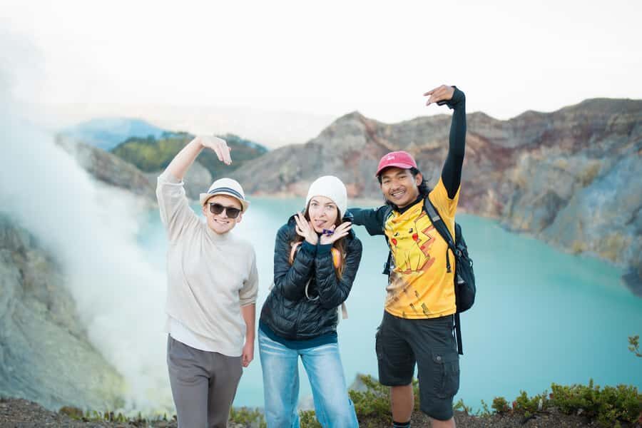 Ijen Midnight Tour With Experienced Guide - What to Expect from the Itinerary