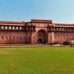 India: Luxury Golden Triangle Tour with Private Guide - Day 2: Exploring Delhi’s Contrasts