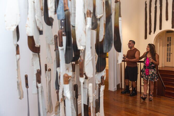 Island Tour to National Art Gallery, Beach and Bahamar Resort - Authentic Experiences and Hidden Gems