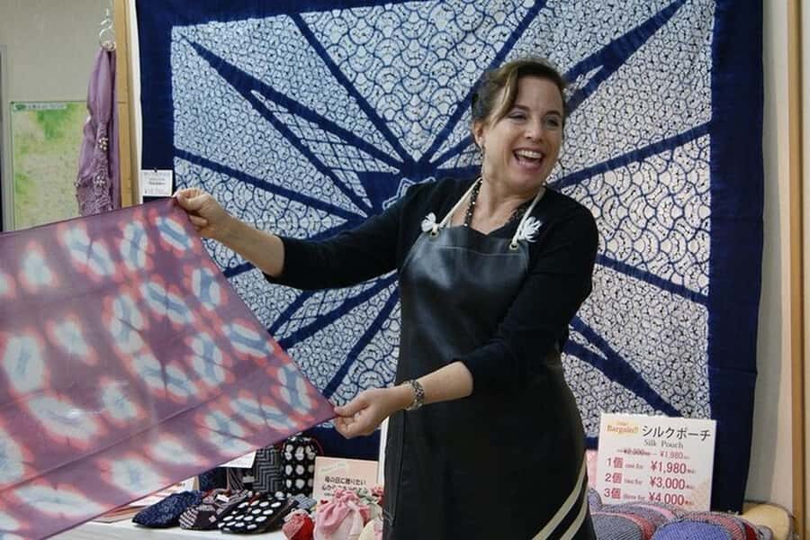 Itajime Shibori Scarf Class at Kyoto Shibori Museum - Who Should Consider This Experience?