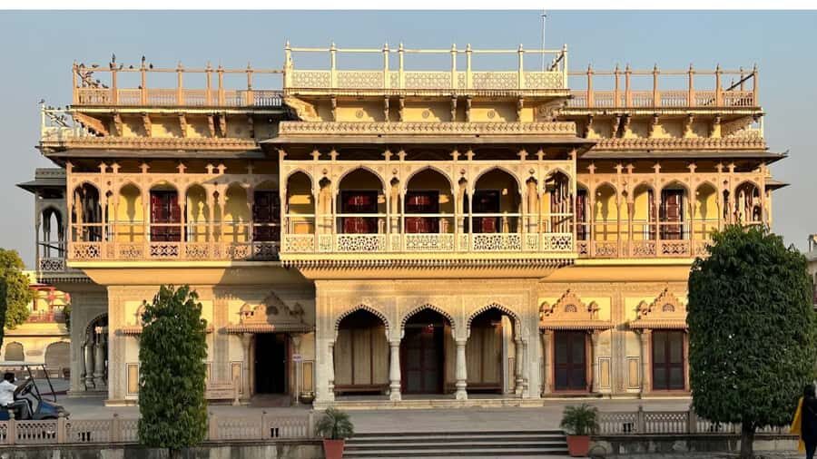 Jaipur: Hawa Mahal, Palace Guided Tour with Entry Ticket - Why Choose the Jaipur Hawa Mahal Guided Tour?
