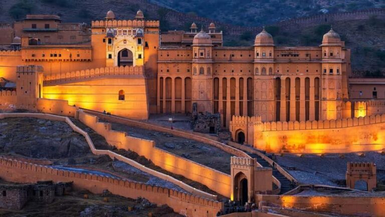 Jaipur: Private Full-Day Jaipur City Tour By Car with Guide - The Itinerary in Detail