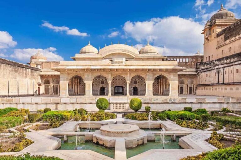 Jaipur: Private Full Day Sightseeing Tour with Car and Guide - What to Expect: A Step-by-Step Breakdown