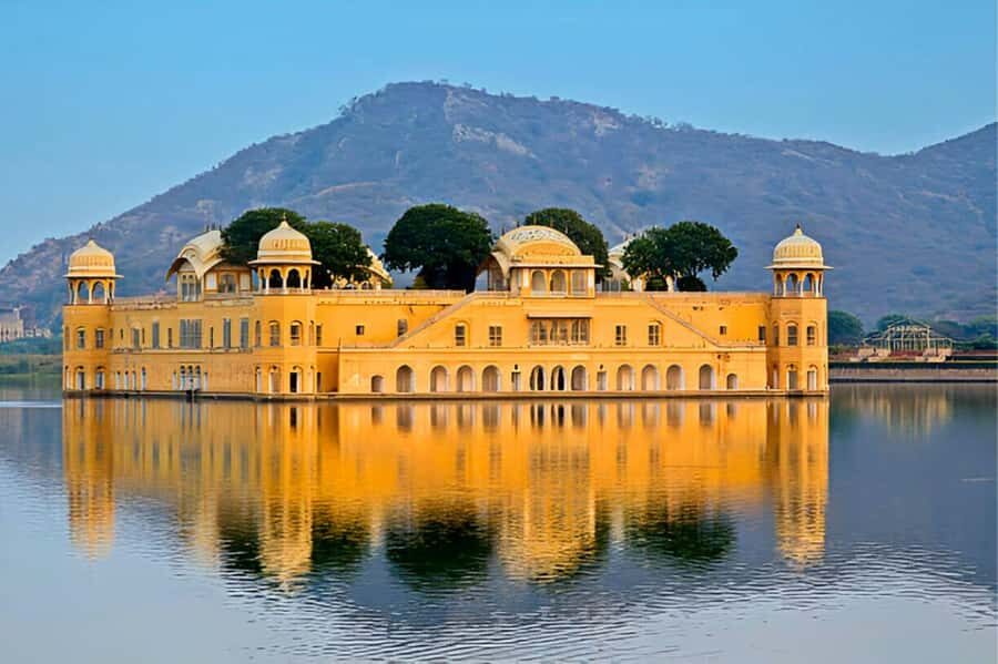 Jaipur: Private Luxury Full Day Guided City Tour By Car - The Highlights: Breaking Down the Itinerary