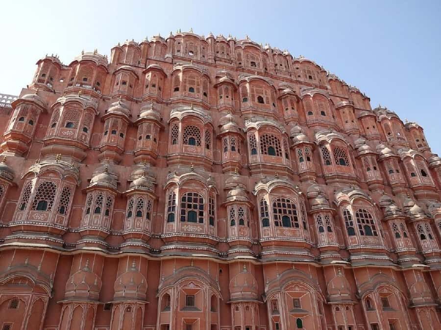 Jaipur: Private Top Attractions Tour by AC Car with Guide - Detailed Breakdown of the Itinerary