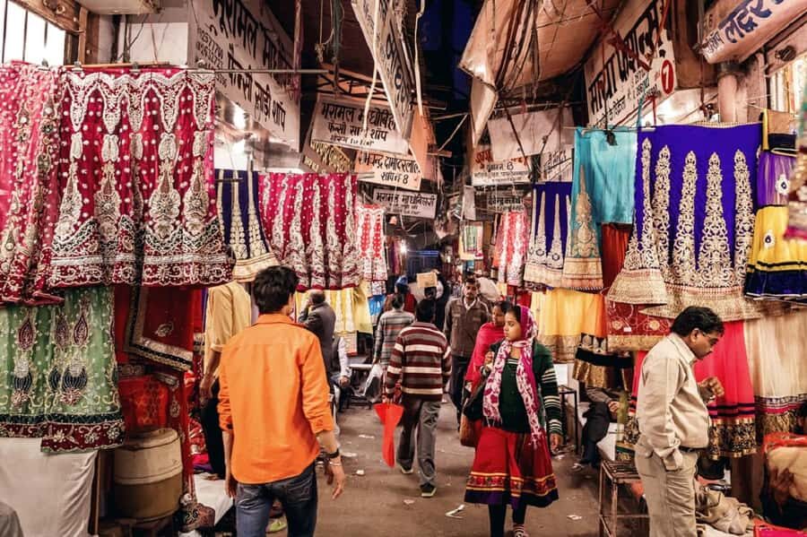 Jaipur: Shopping Tour w/ Blue Poetry Art, Carpet & Gemstones - How Does It Compare to Other Experiences?