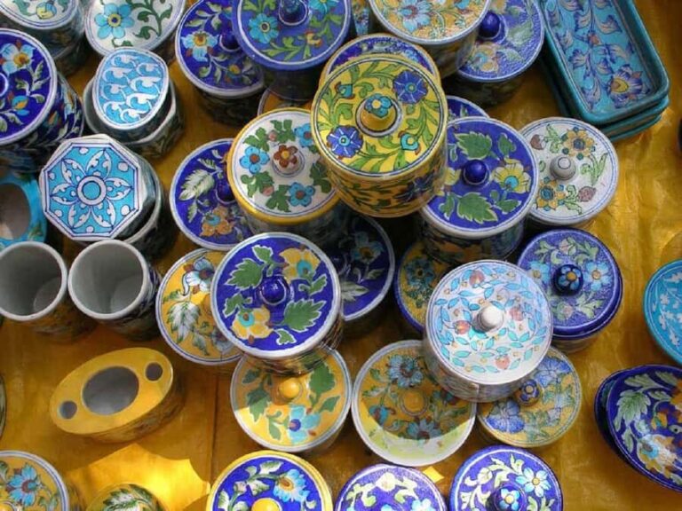 Jaipur: Shopping Tour with Blue Poetry & Printing Workshop - Who Will Love This Tour?