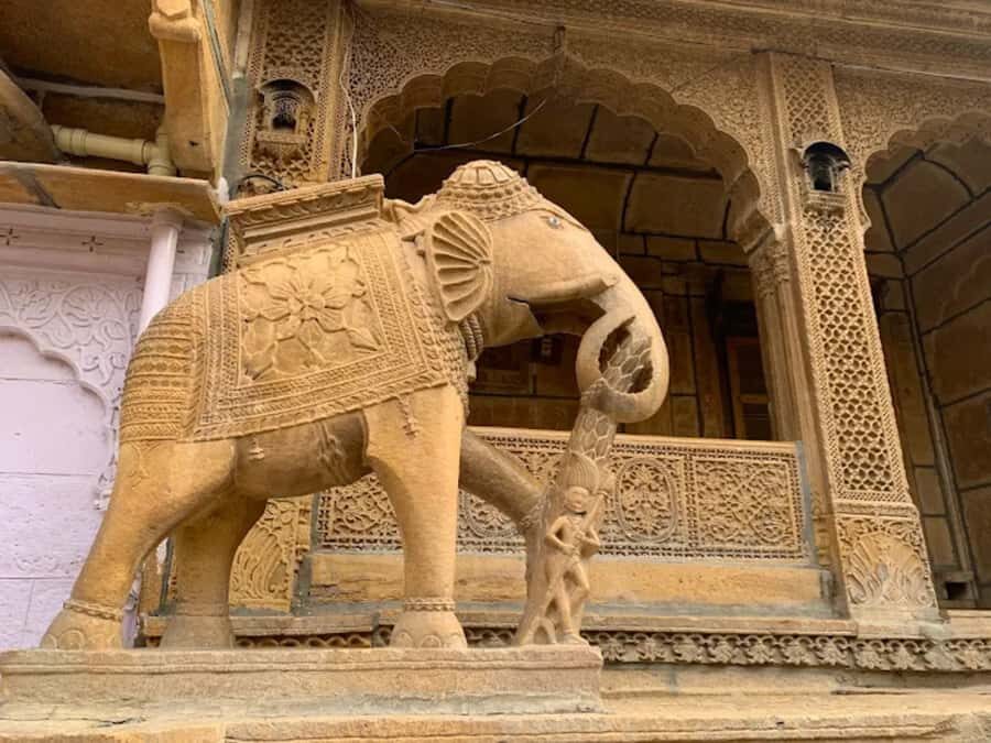 Jaisalmer: Nathmal Ki Haveli Guided Tour - Who Should Consider This Tour?