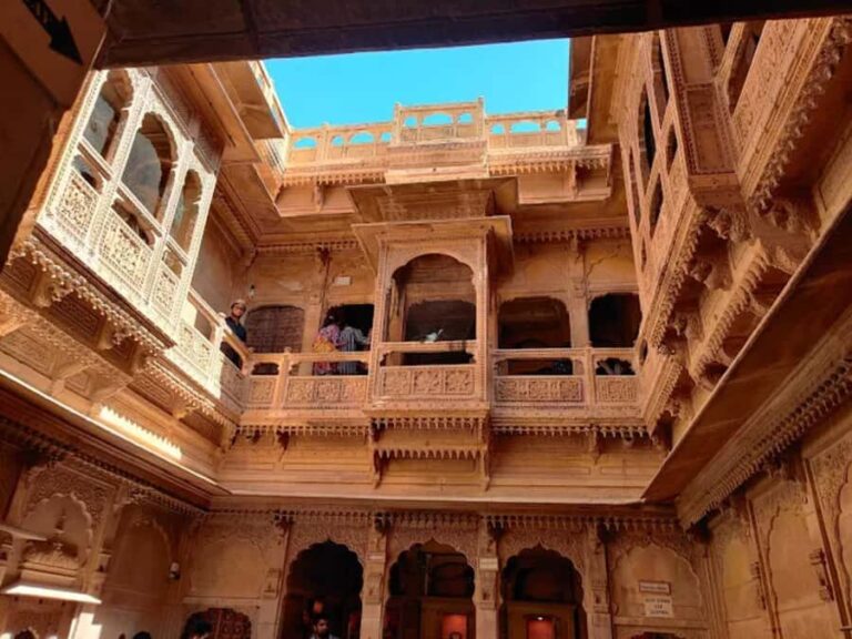 Jaisalmer: Patwon Ki Haveli Guided Tour - What You Can Expect