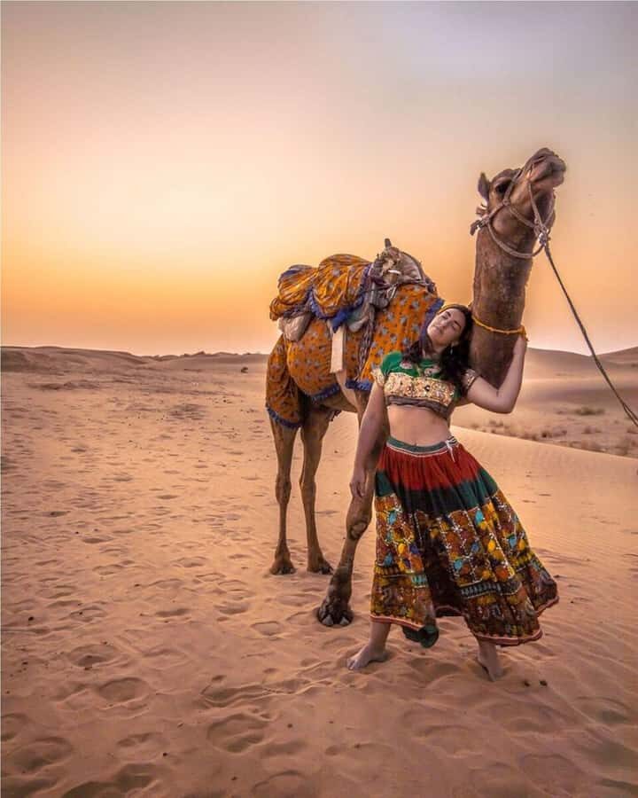 Jaisalmer Sightseeing with Camel & Desert Safari and Option - The Desert Experience: From Sunset to Campfire