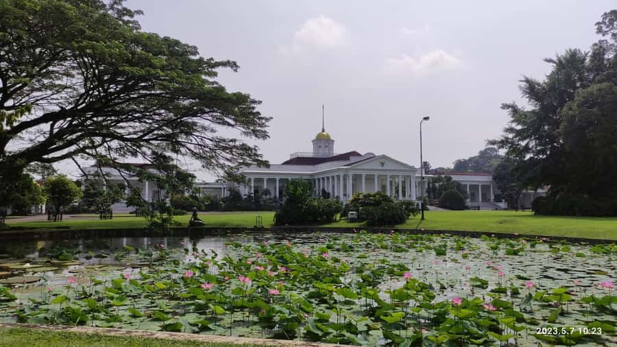 Jakarta : Botanical Garden, Waterfalls, and Rice Fields Tour - Practical Details & What to Expect