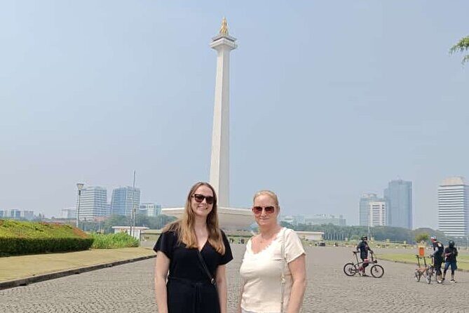 Jakarta Half Day Visit The Monument with Highlight City Tour - FAQs