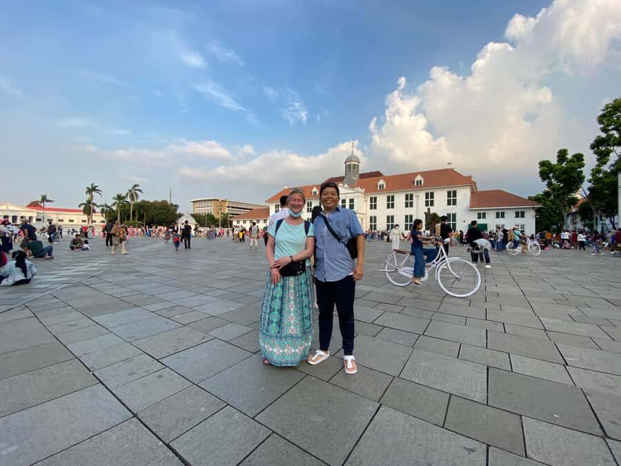 Jakarta: Private Walking Tour with a Local - Thorough Breakdown of the Itinerary