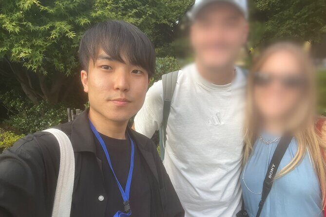 Japanese Lesson and City Walk for Travelers in Tokyo - Walking and Learning in Iconic Neighborhoods