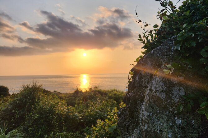 Jeju island Sunrise Tour Early Morning with Hotel Pickup - What to Expect During the Experience