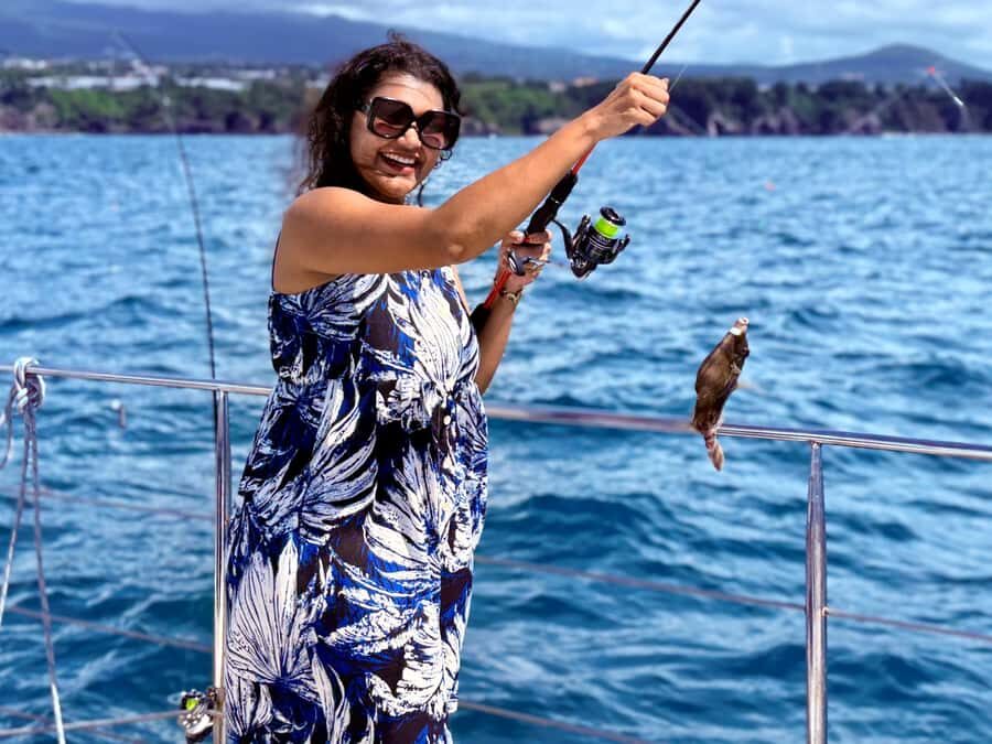 Jeju Small Group Tour incl. Yacht Cruise, Falls & Mt.Halla - What Makes This Tour Stand Out?