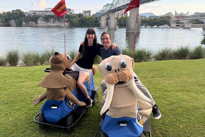 Jingle Bell Rides Holiday Lights Rydables Tour - Who is This Tour Best For?