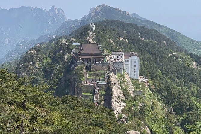 Jiuhua Mountain Ksitigarbha Bodhisattva Temple Day Tour - The Experience of Visiting Jiuhua: What Travelers Can Expect