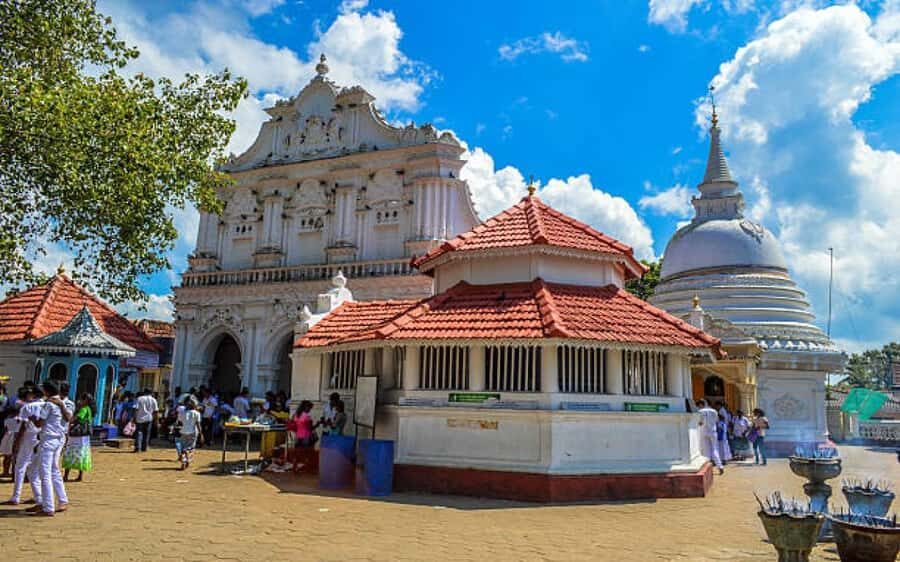 Kalutara: Private City Sightseeing Guided Tour by Tuk Tuk - What You Can Expect from the Tour