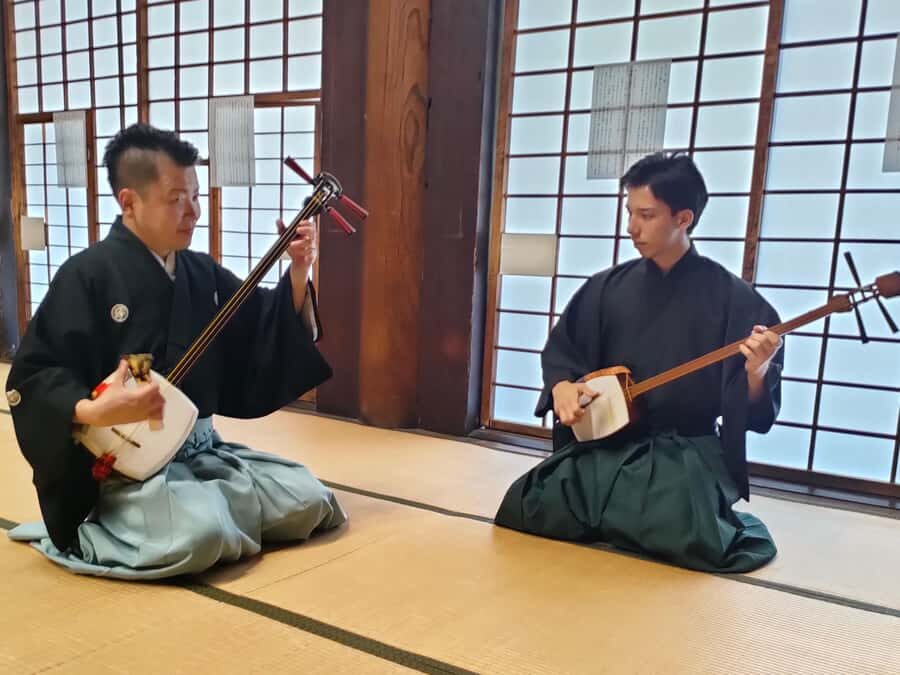Kanazawa: Learn to Play Shamisen in Kimono - Is This Tour Worth the Cost?