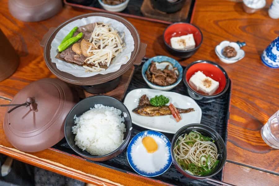 Kanazawa: Shirakawa-go Private Day Trip with Lunch - Practicalities and What You Need to Know