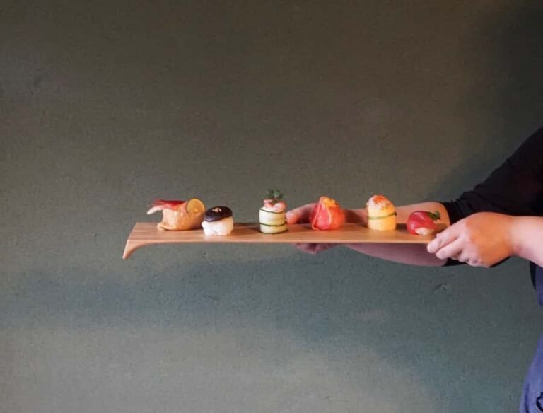 Kanazawa: Temari Sushi-Making Class with Omicho Market Visit - The Value of the Experience