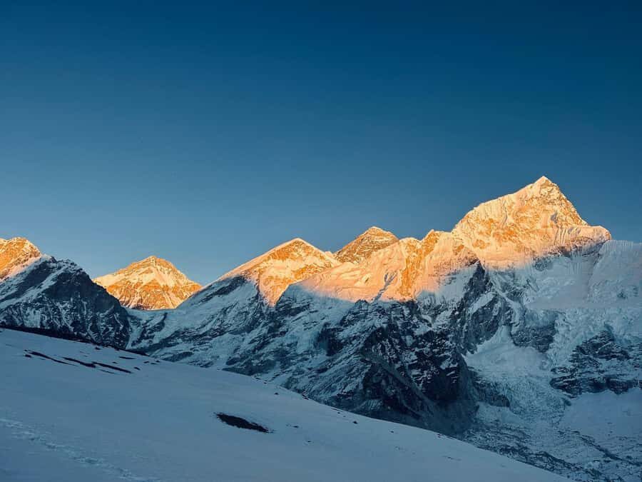 Kathmandu: 18-Day Island Peak Climb & Everest Base Camp - What Makes This Tour Stand Out?