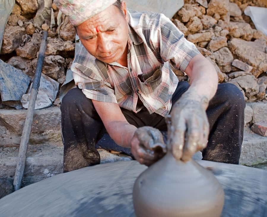 Kathmandu: 9-Day Nepal Golden Route Tour with Guide - Why This Tour Balances Value and Experience