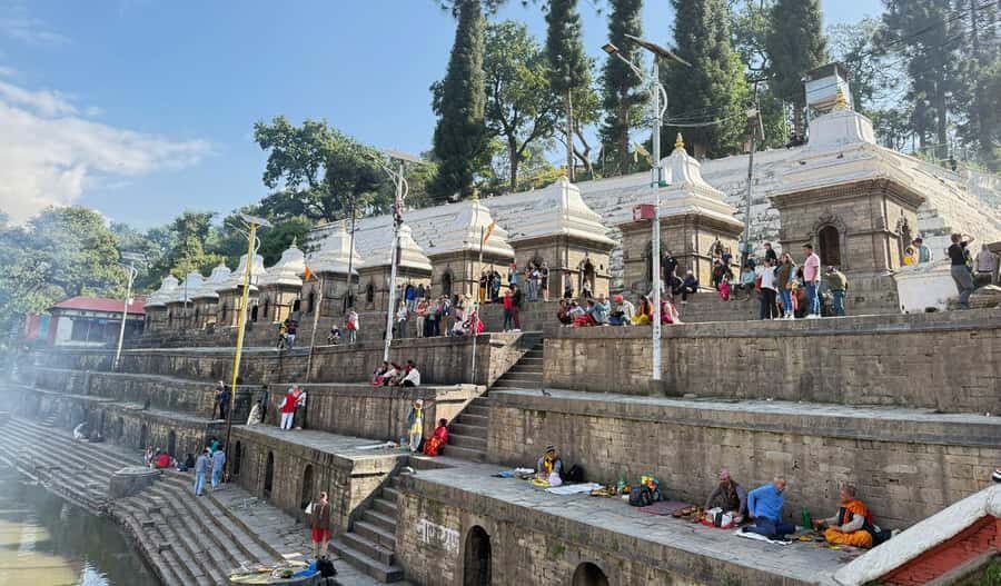 Kathmandu: Pashupatinath and Bouddhanath Evening Tour - Practical Details and Tips