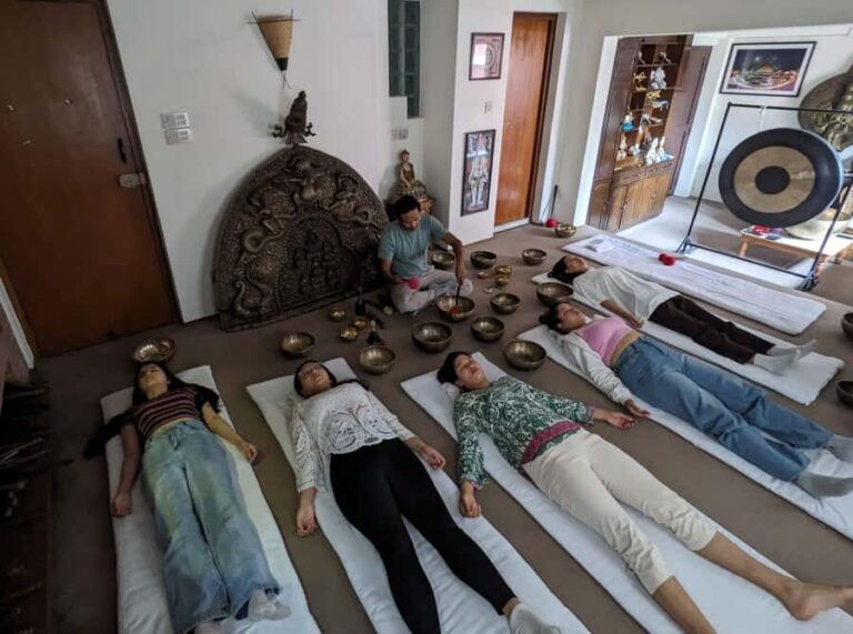 Kathmandu: Singing Bowl Sound Therapy Session - What Makes the Experience Unique?
