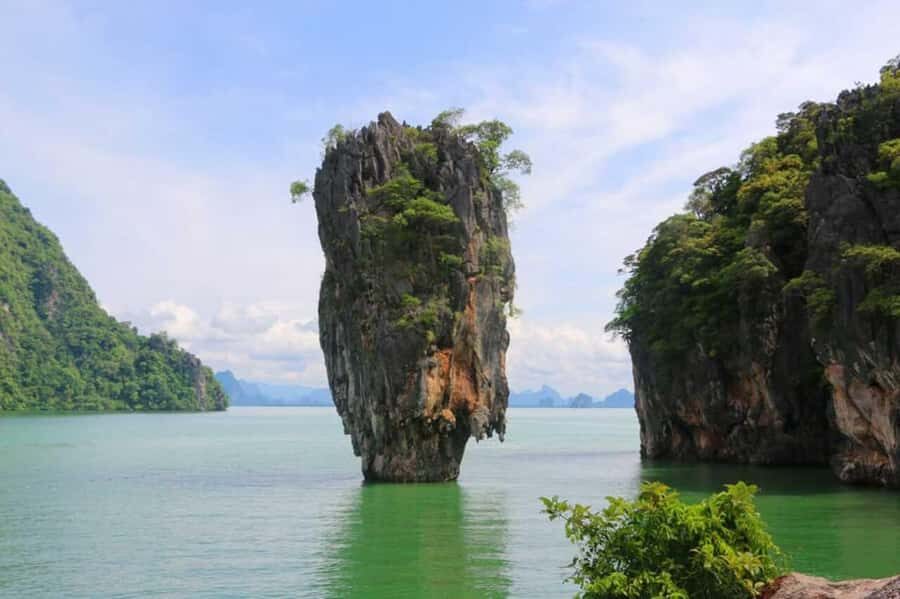 Khao Lak: Phang Nga Bay & James Bond Island by Longtail Boat - Exploring the Limestone Islands and James Bond Island
