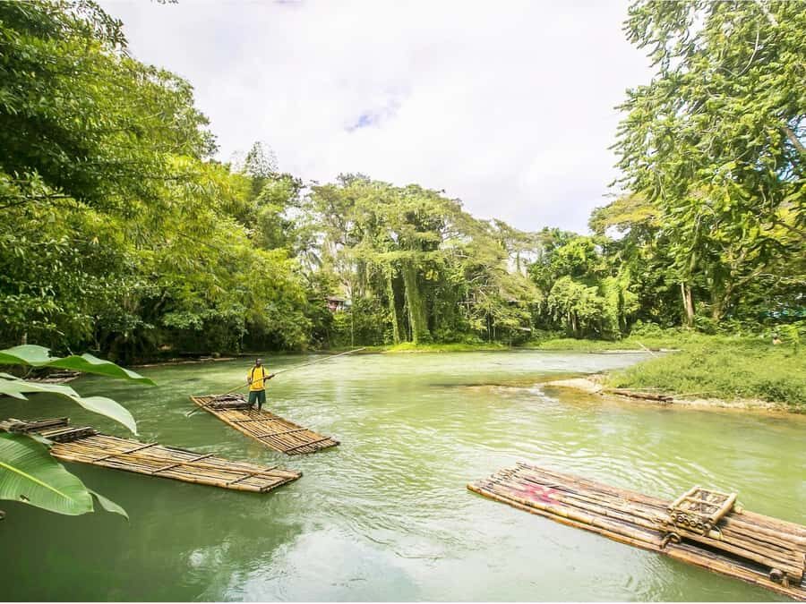 Khao Sok: Private Bamboo Rafting & Jungle Cave Temple Tour - Who Will Appreciate This Tour?