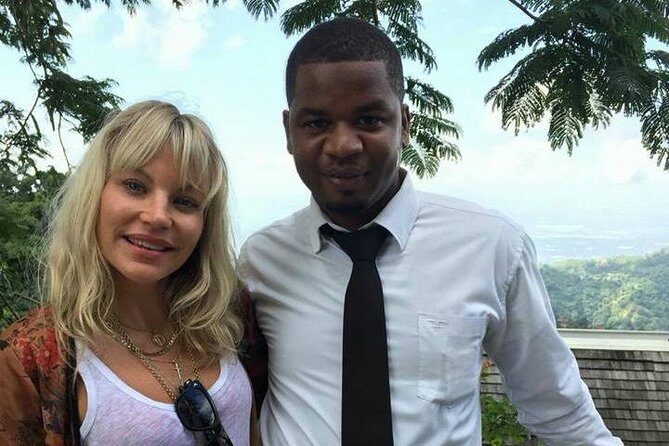 Kingston Airport pick-up - The Booking Process and Pricing: Worth the Investment?