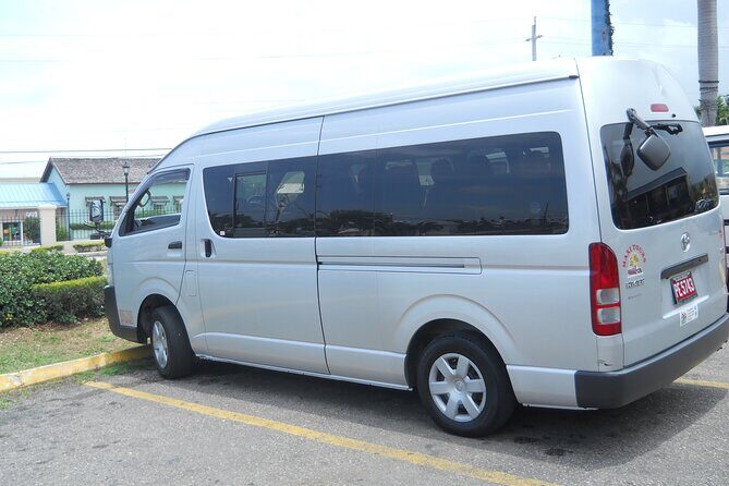 Kingston Airport Transfers to Runaway Bay - An In-Depth Look at the Transfer Experience